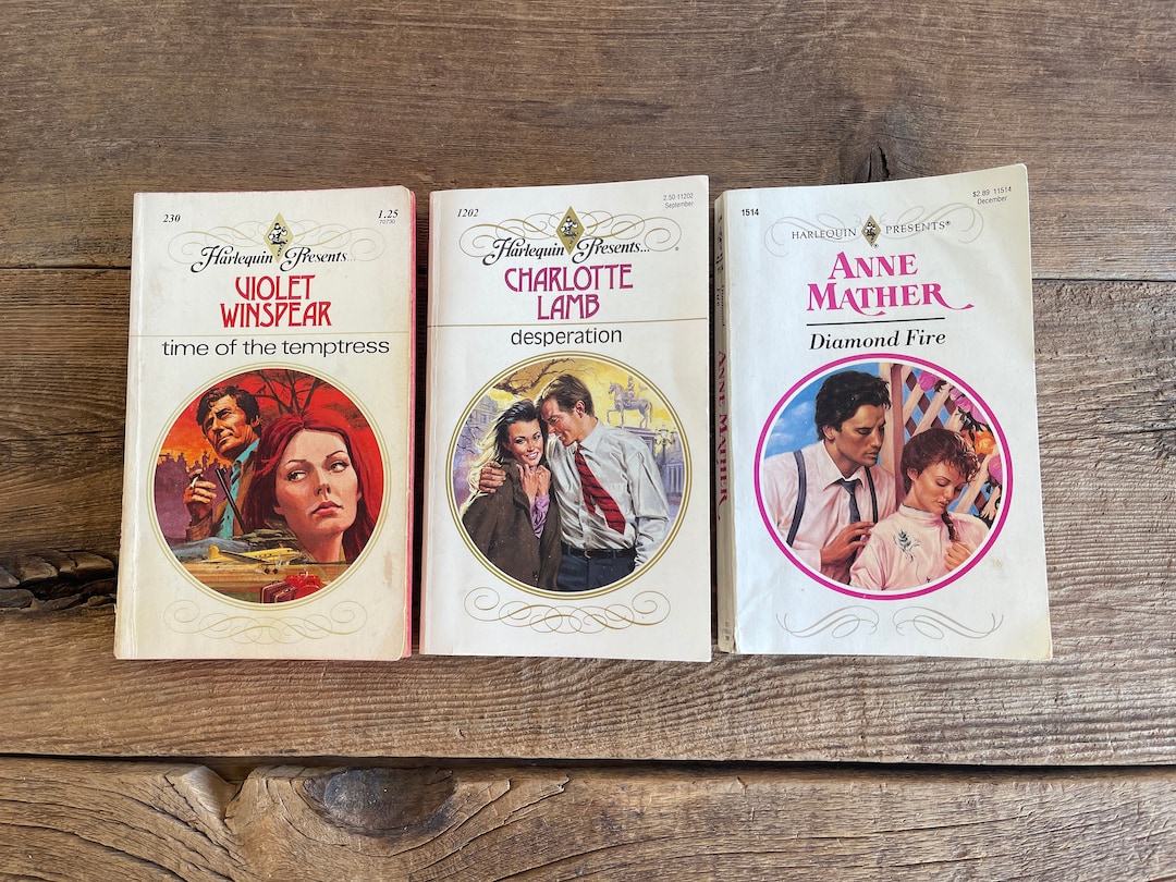 Vintage Harlequin Romance Novels // You Choose - Etsy