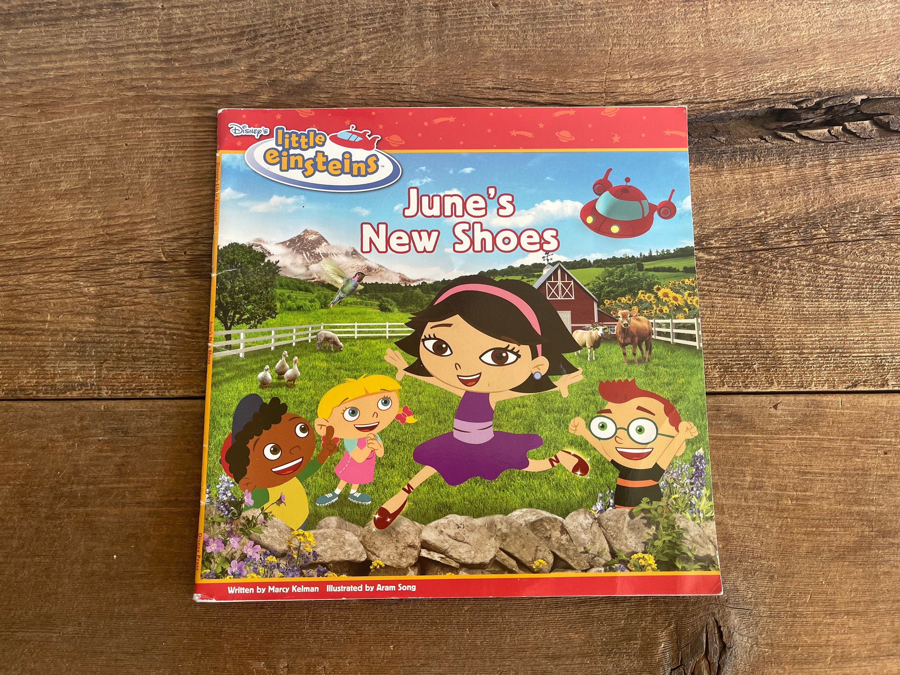 Los Pies De Junio De Little Einstein