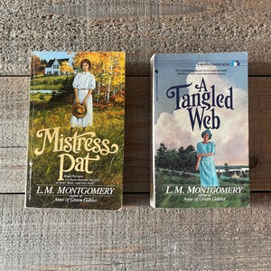 Vintage L.M. Montgomery Books // Short Stories // Bantam Books // Anne ...