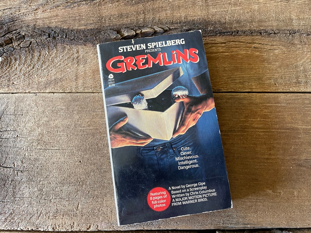Gremlins // Steven Spielberg // Vintage Book // First Avon Printing ...