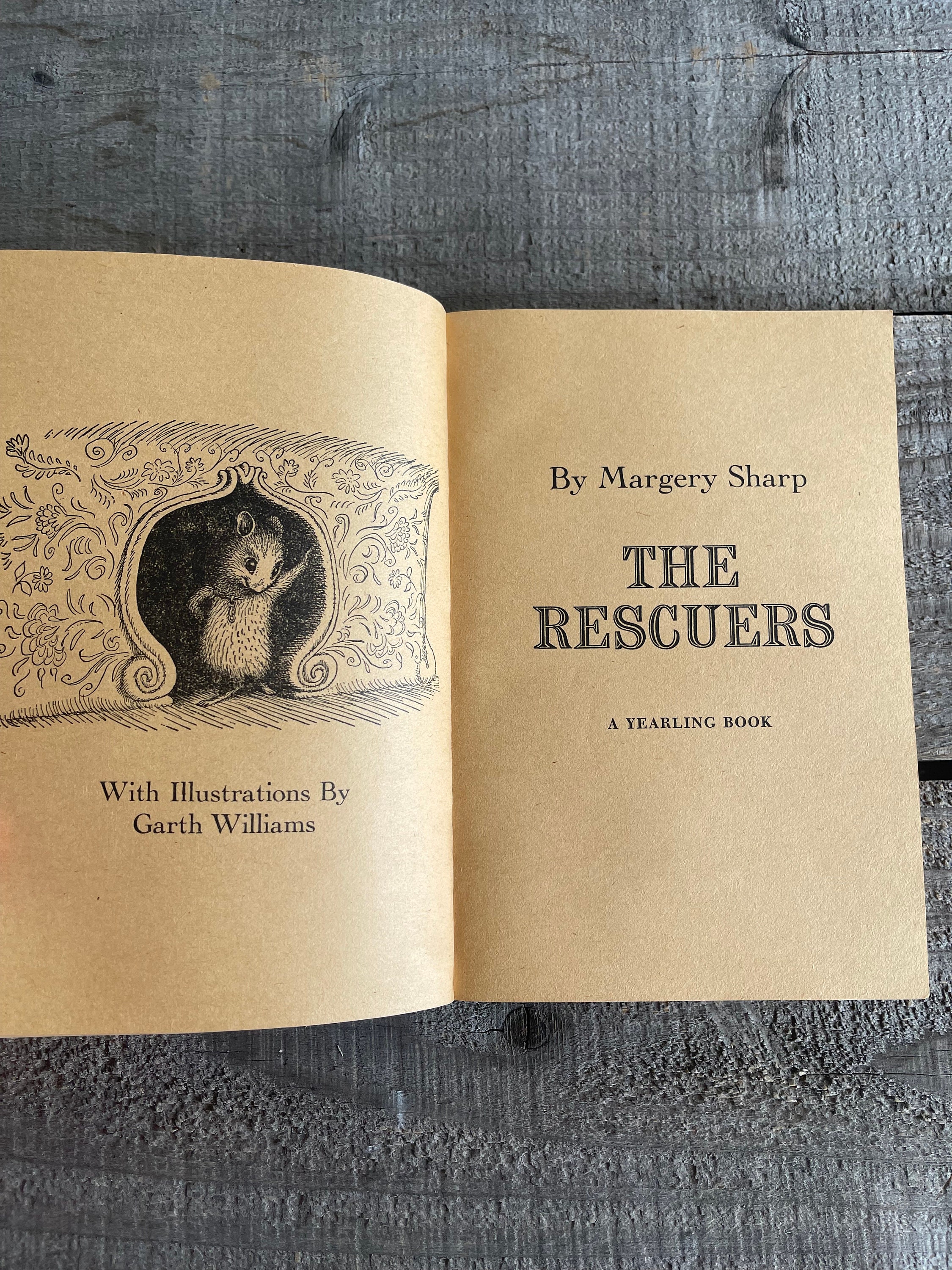 The Rescuers by Margery Sharp // Garth Williams // 1977 Dell Yearling ...