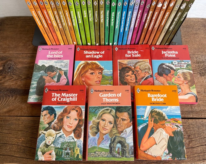 Vintage 1960's, 1970's, 1980's Lot of 17 Colorful HARLEQUIN ROMANCE ...