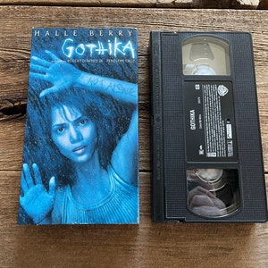 Gothika // Halle Berry, Robert Downey Jr., Penelope Cruz // 2003 ...