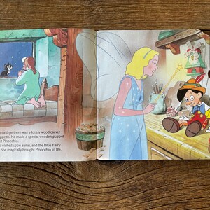 Walt Disney's Pinocchio // A Golden Super Shape Book // 1988 - Etsy