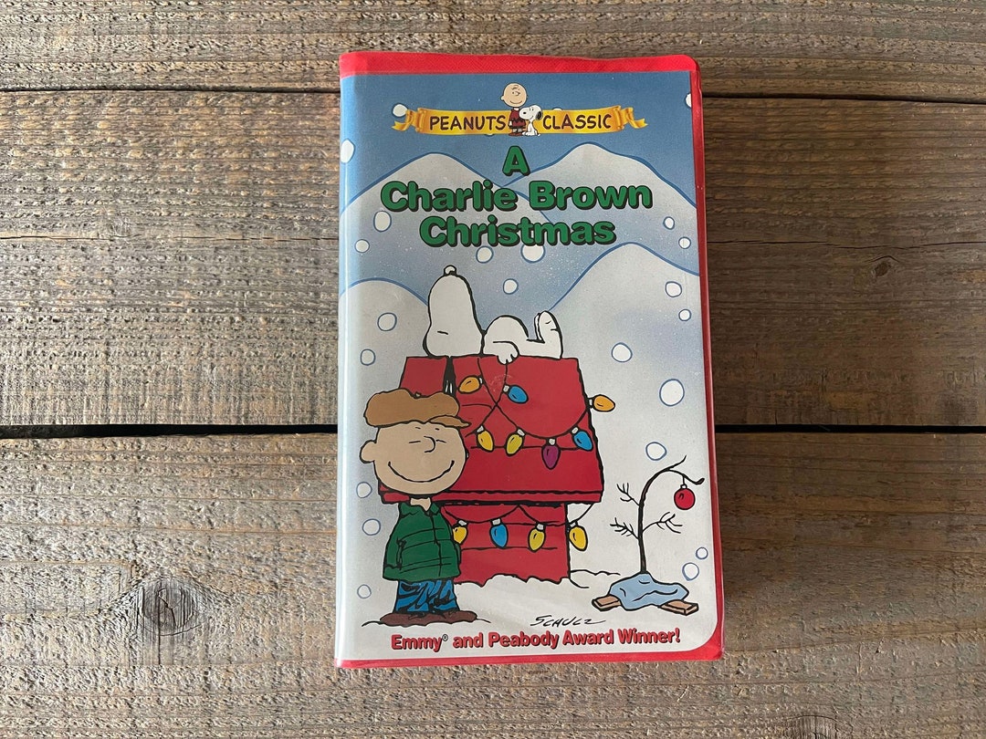 A Charlie Brown Christmas // Vintage Peanuts VHS Movies // 1996 - Etsy