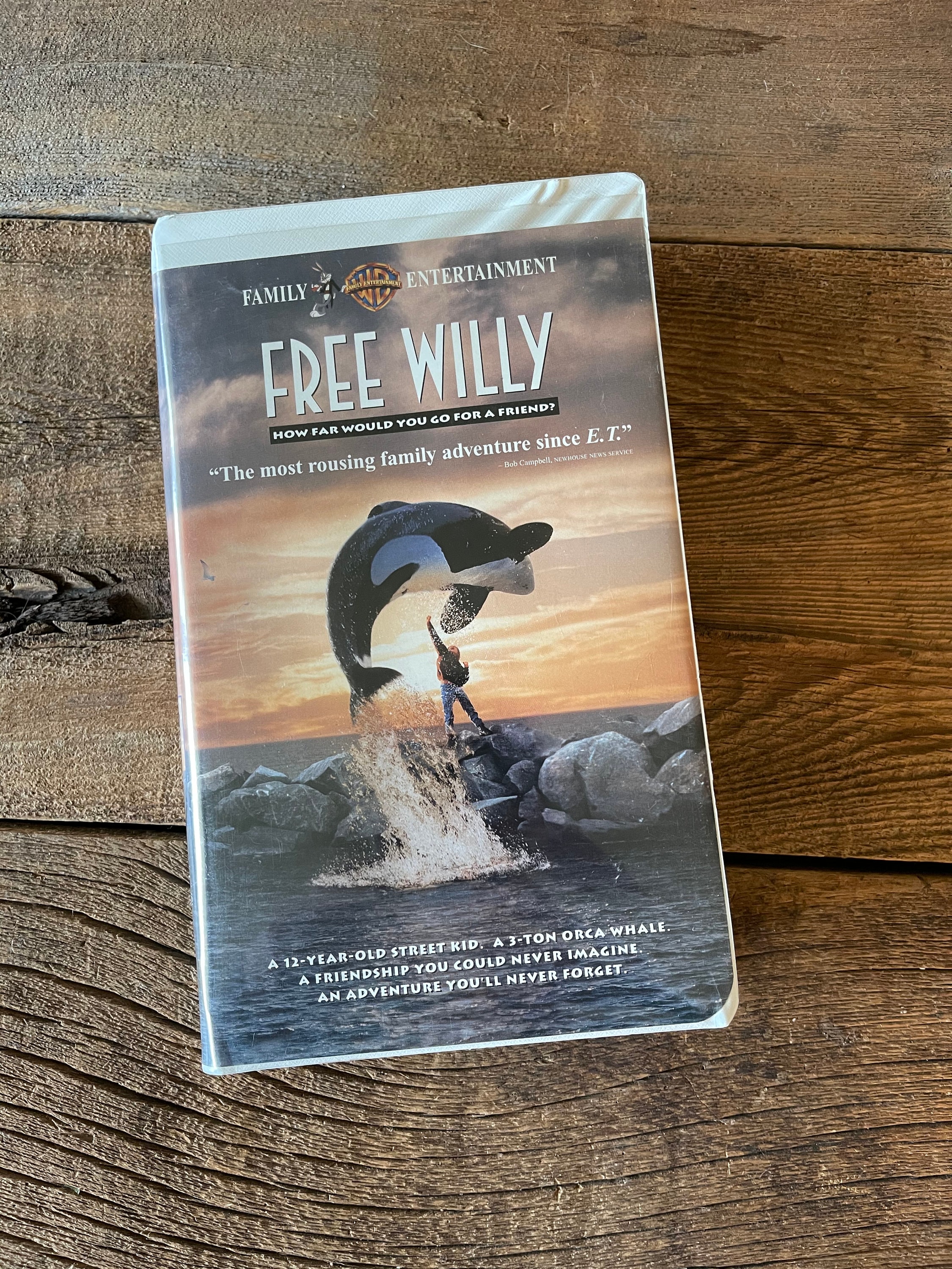 Free Willy Vhs Previews