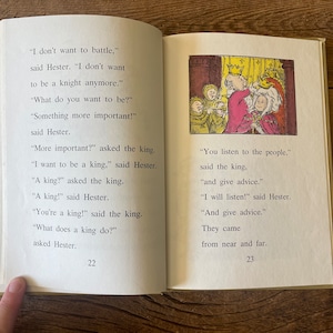 Hester the Jester // Ben Schecter // 1977 Weekly Reader Book // an ...