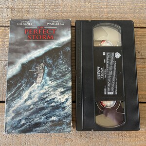 The Perfect Storm VHS Movie // George Clooney, Mark Wahlberg // 2000 ...