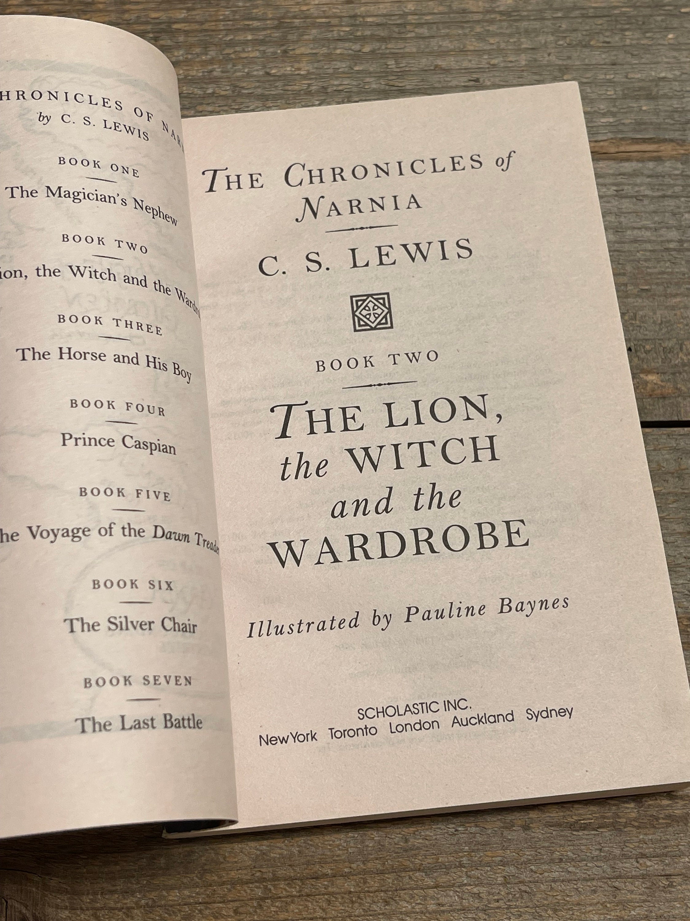 The Lion, the Witch and the Wardrobe // C.S. Lewis // the Chronicles of ...