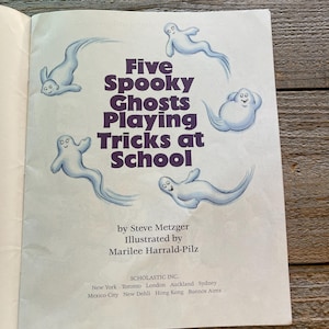 Five Spooky Ghosts Playing Tricks at School // Steve Metzger // 2005 ...