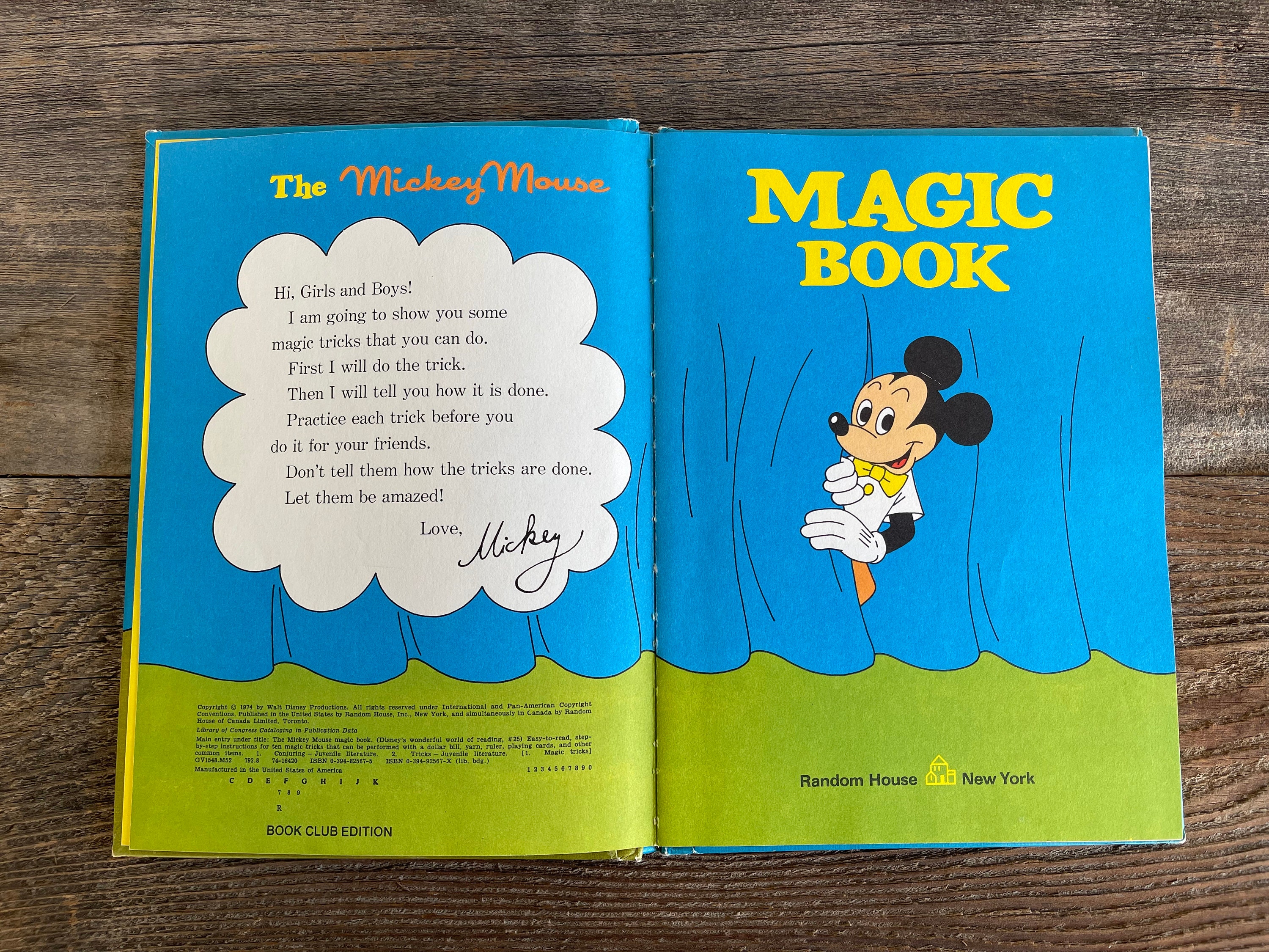 The Mickey Mouse Magic Book // Disney's Wonderful World of - Etsy