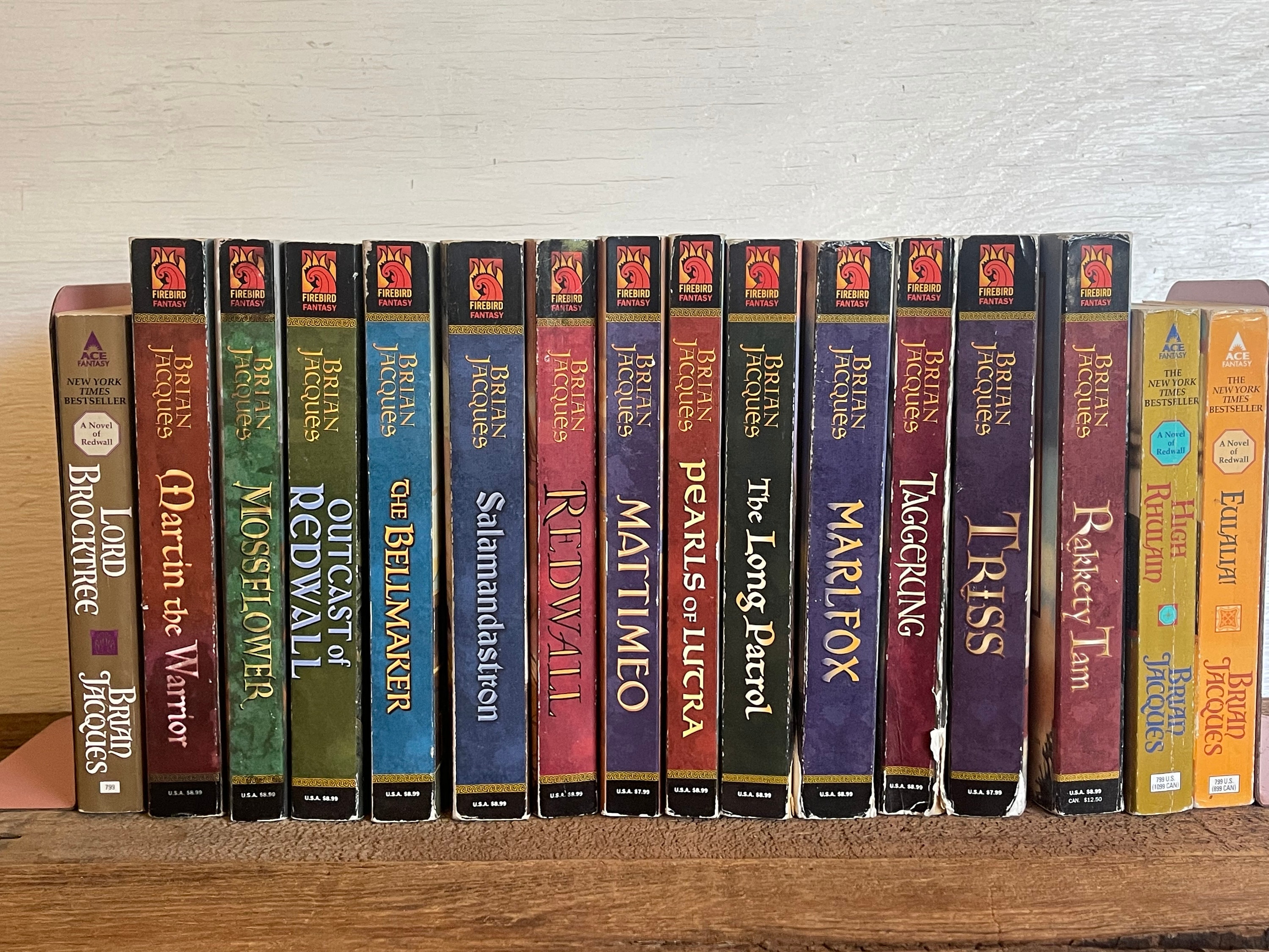 The Redwall Series Books by Brian Jacques // You Choose // Young Adult ...