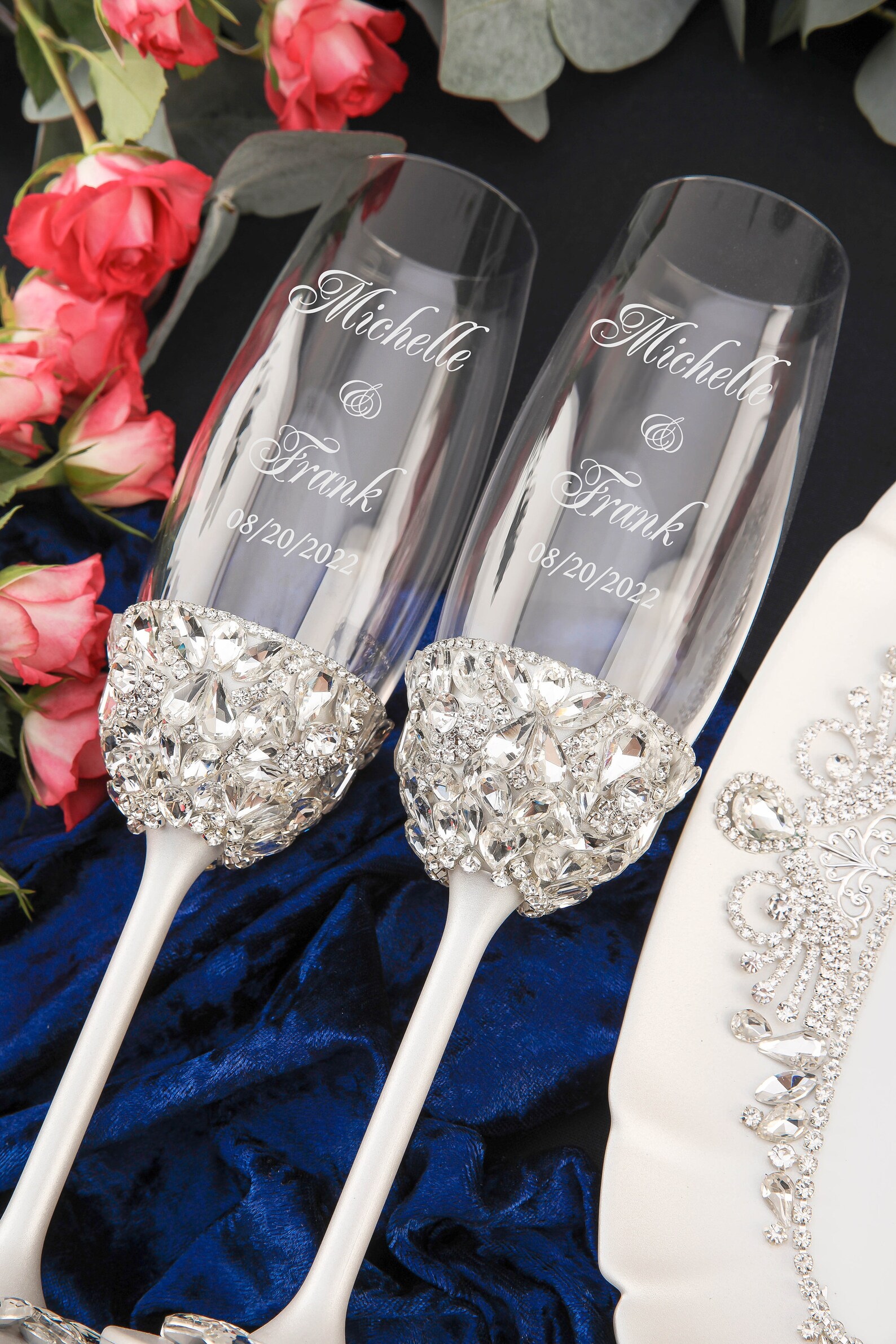 Silver Wedding Glasses for Bride and Groom, Engraved Wedding Champagne ...