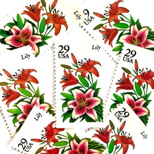 10 Vintage Unused Lily Flower Mail Stamps / Summer Garden Flowers ...
