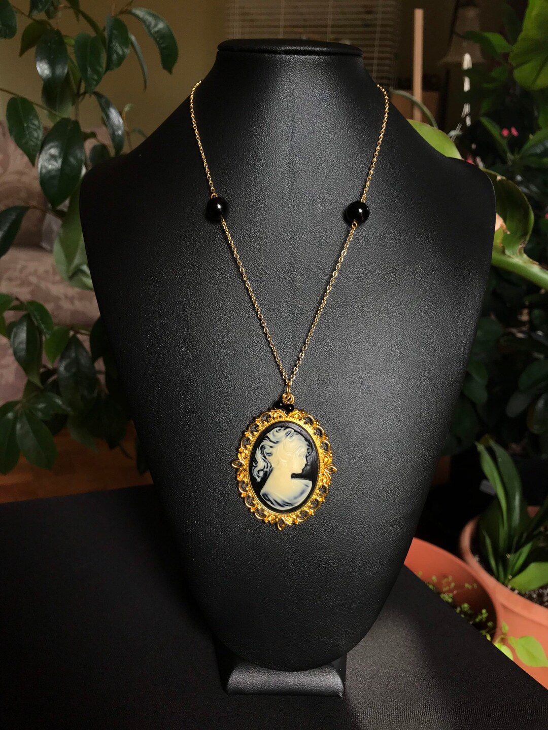 Shilo Wallace Gold Chain Necklace With Lady With Ponytail Cameo ...