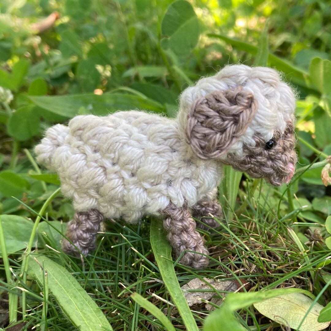 Crochet Patterns Sheep Betty, Amigrumi Instructions for Small Figures ...