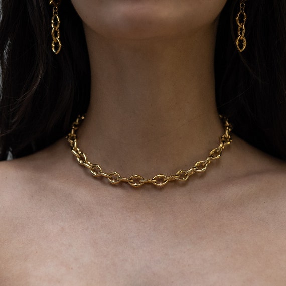 Gothic gold necklace store