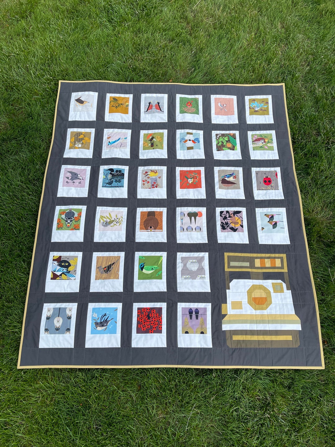 Charley Harper Snap Happy Quilt - Etsy