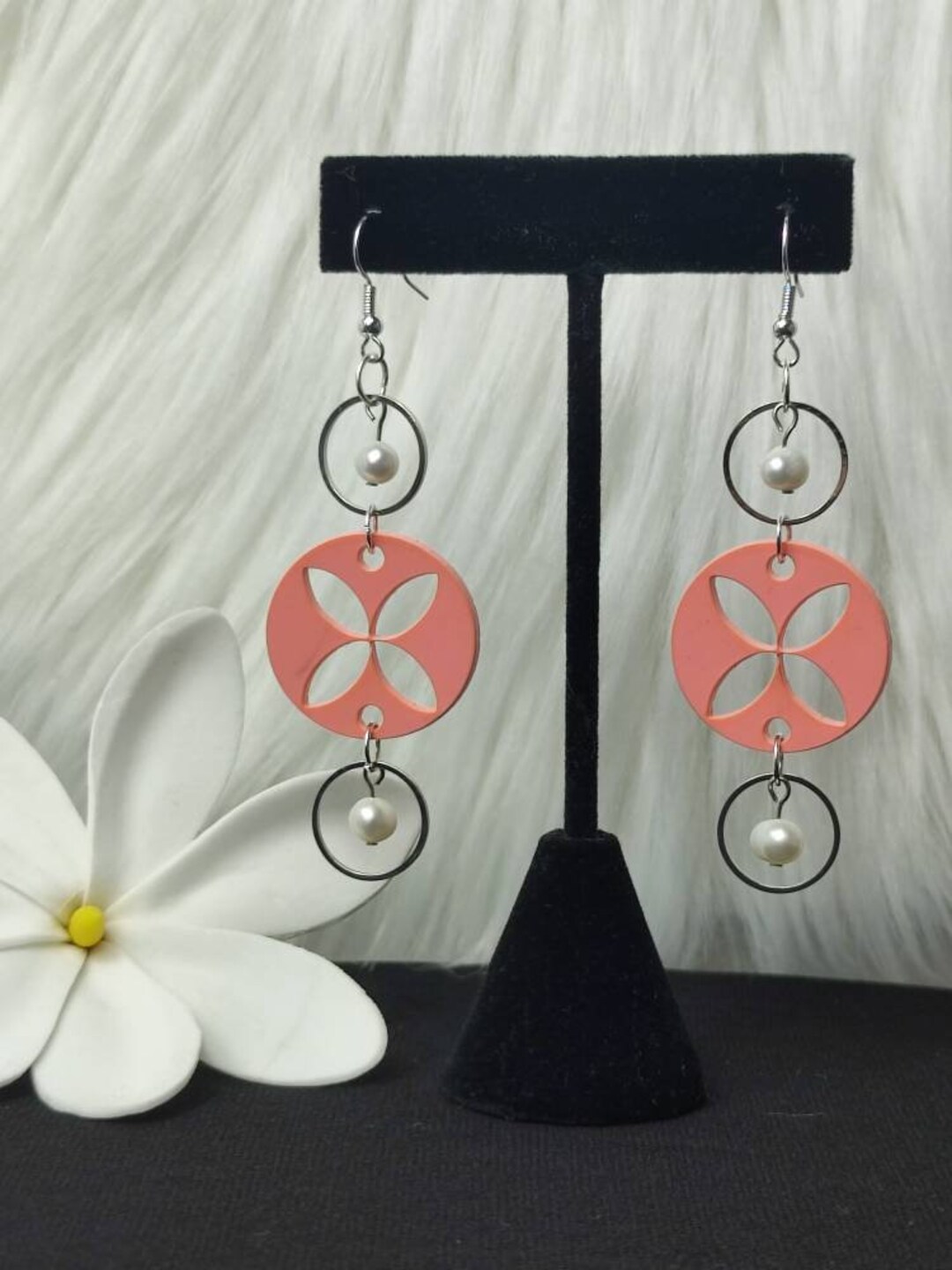 Pasifika Motif Earrings - Etsy