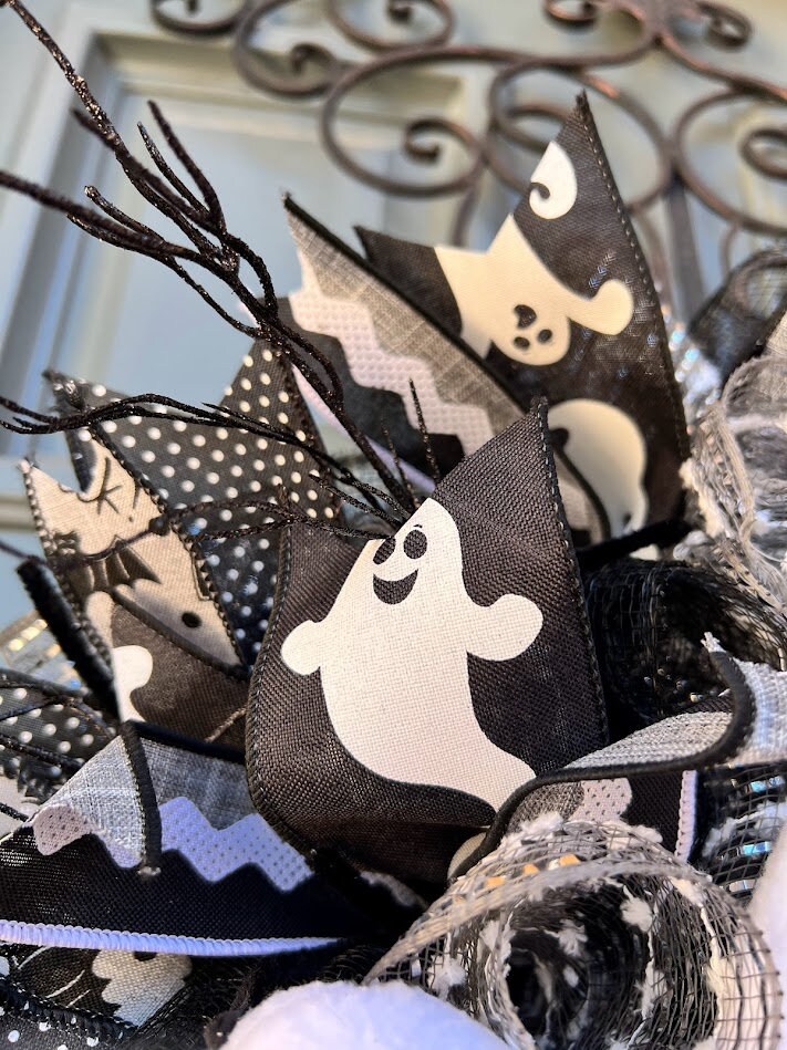 Spooky Halloween Ghost Deco Mesh Ribbon Door Hanger Wreath - Etsy