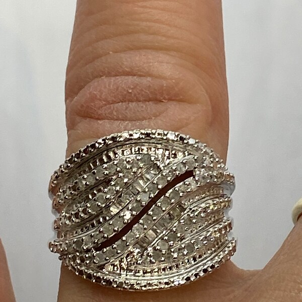 Diamond Chip Ring - Etsy