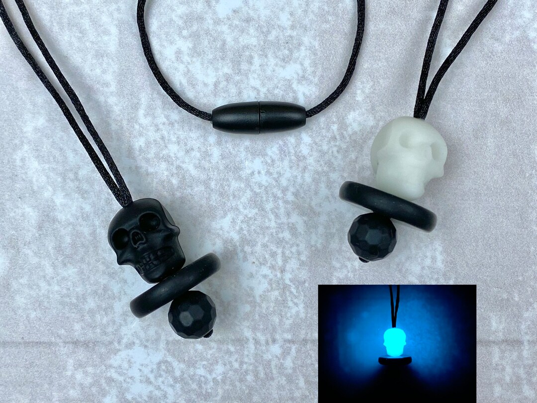 Skull Necklace, Fidget Toy Adult, Glow in the Dark, Stimm Toy, Goth ...