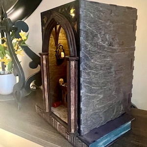 Gothic Castle Book Nook - All Interiors & Lighting Included - Etsy