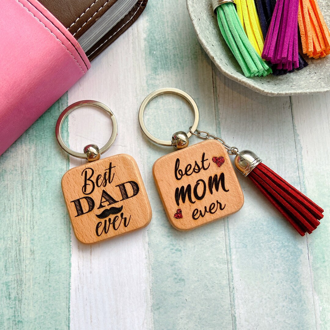 Mom and Dad Wooden Keyring, Custom Made Keyring, Father's Day Gift ...