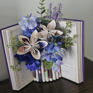 Book Page Vase Centerpieces for Showers | Literary Bridal & Baby Shower ...