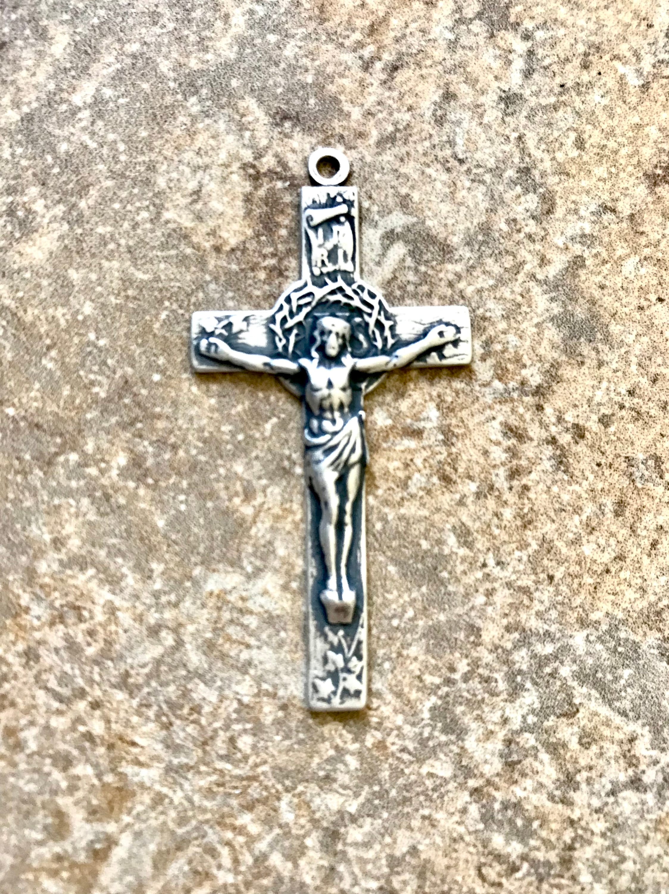 Thorns and Ivy Symbol of Hope Crucifix Pendant ~ High Relief - Etsy
