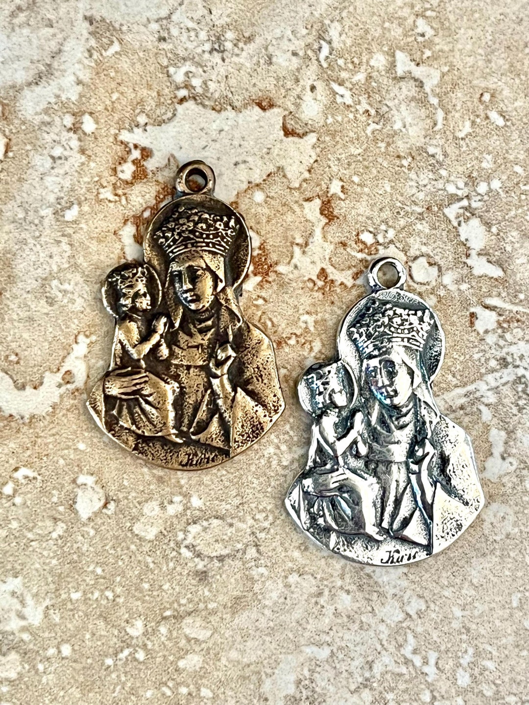 St Ann Medal ~ St Ann and Baby Holy Mary Pendant ~ St Ann of Beaupre - Etsy