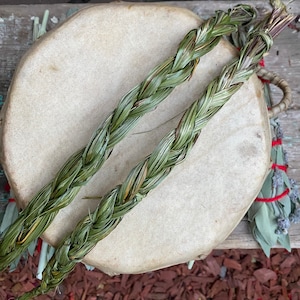 Sweetgrass/sweetgrass Braid/smudging/sacred Space/energy Clearing ...
