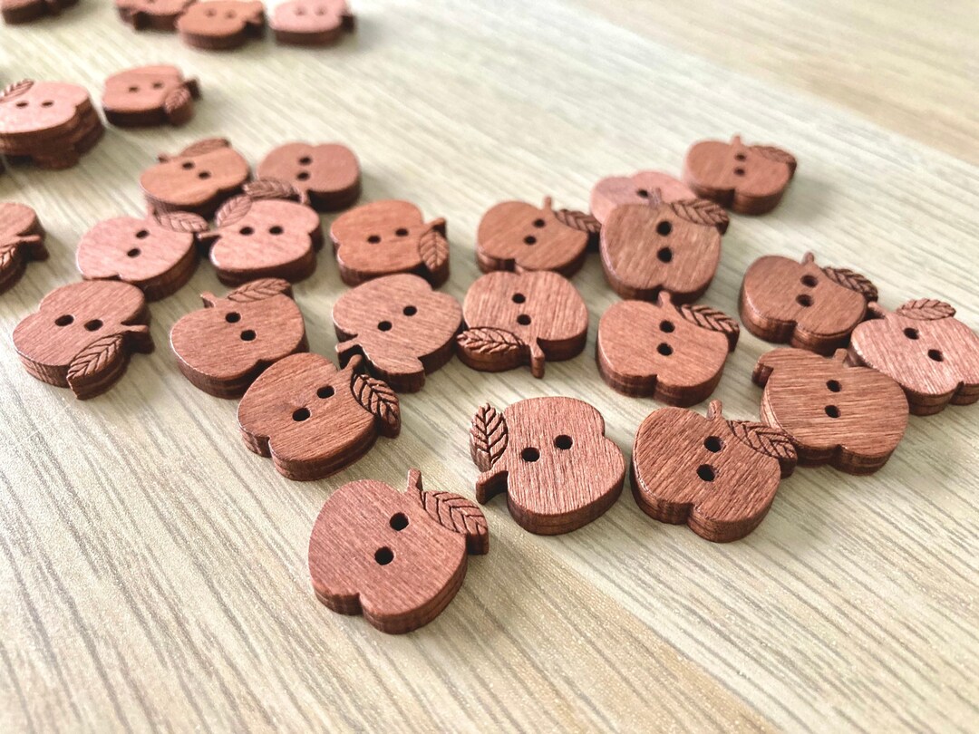 Wooden Apple Buttons, Teacher Gift, Natural Wood Buttons (2cm, Pack of ...