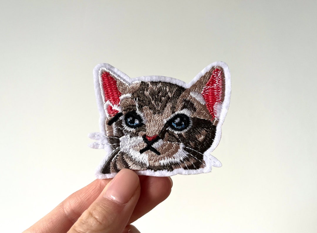 Cat Patch, Tabby Cat. White and Brown Cat, Arty / Badges. Cool, Quirky ...