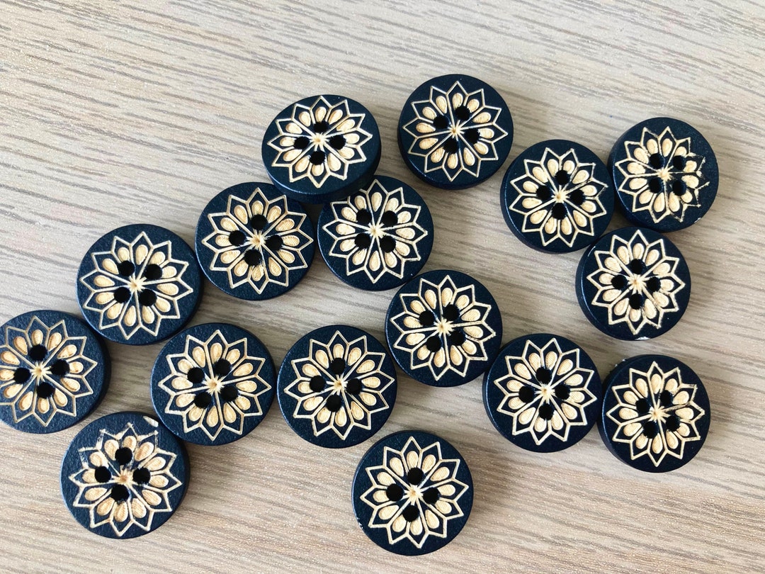 10 Floral Carved Wood Buttons: 15mm Boho DIY Supplies - Etsy