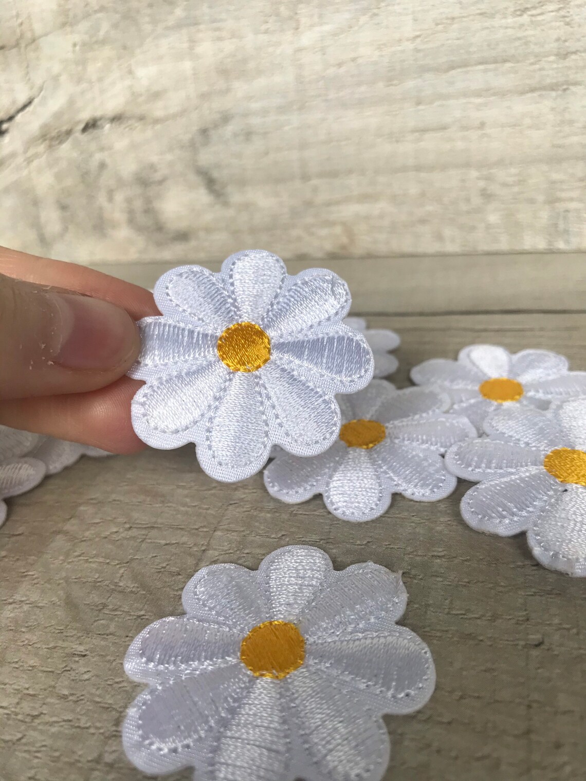 Daisy Iron-on Patch White Floral Badge Flowery Hippie Patch - Etsy
