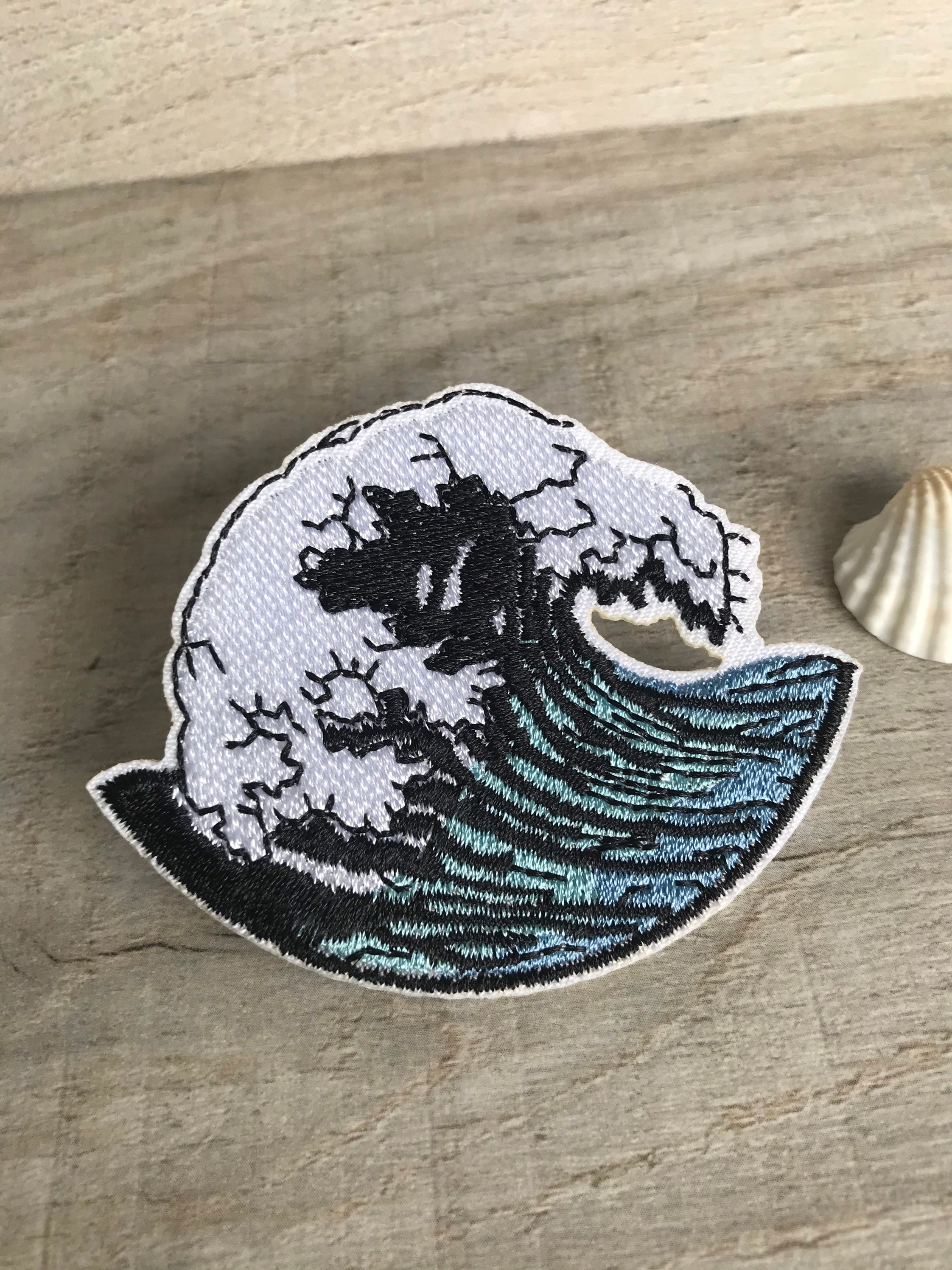 The Great Wave off Kanagawa Iron / Sew on Patch. Embroidery - Etsy Finland