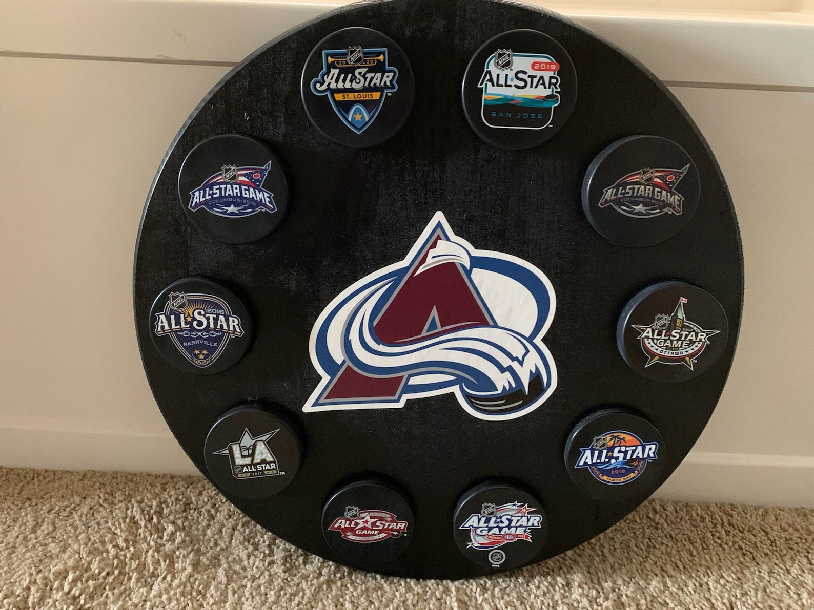 10 Hockey Puck pick Your Team Wall Hanging Display - Etsy