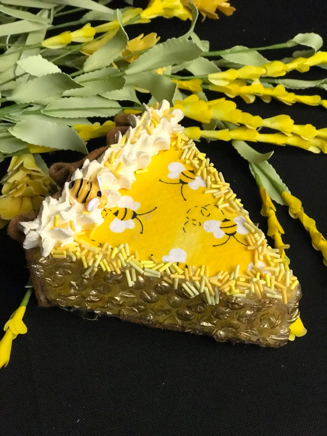 Honey Bee Pie , Fake Bake Pie , Slice of Honey Bee Pie , Bee Pie - Etsy