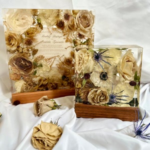 Square Resin Block With Wooden Stand/flower Bridal Resin Bouquet ...