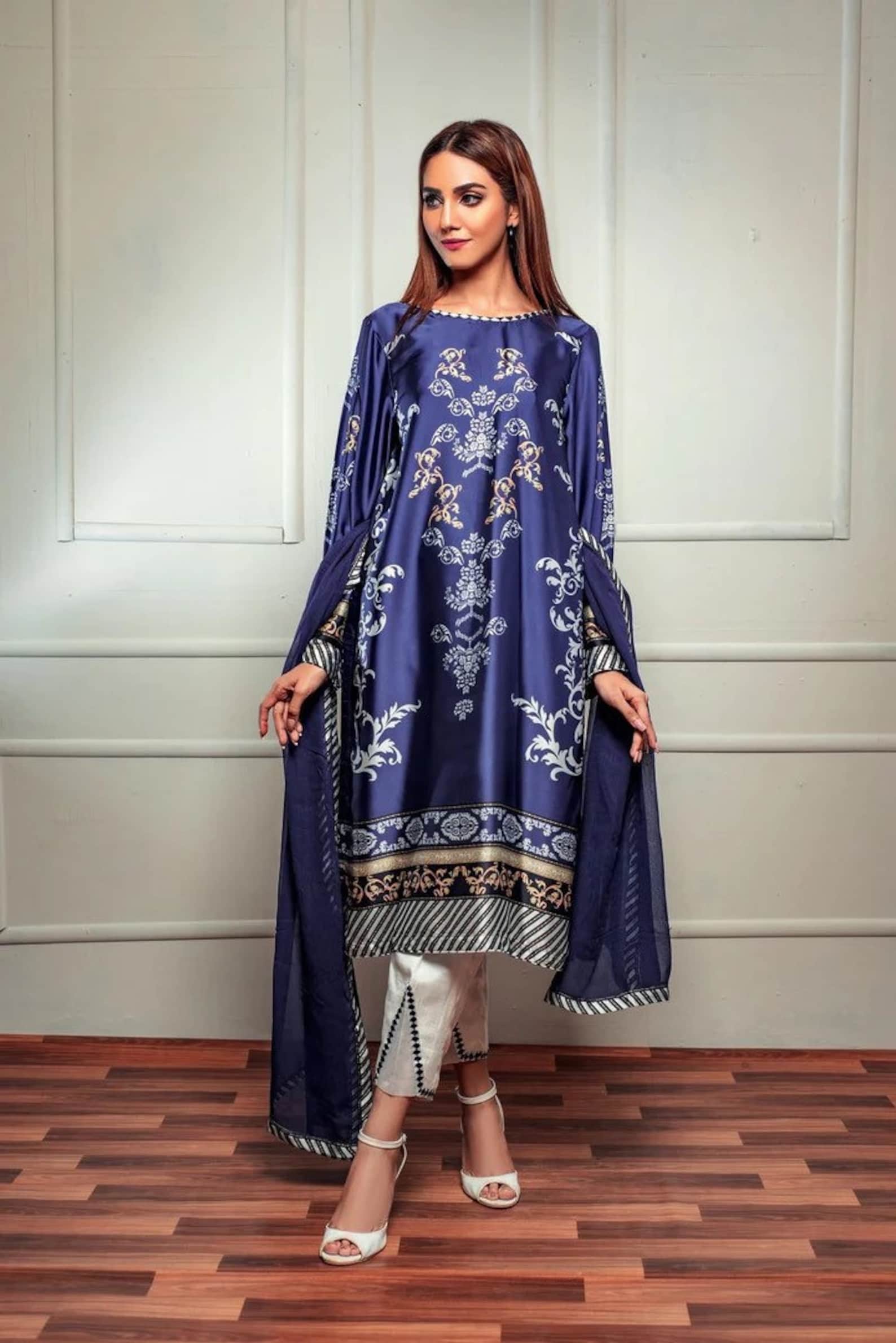 Pakistani Designer Wear I-LACE Women's 3pc Suit Set Shalwar Kameez ...