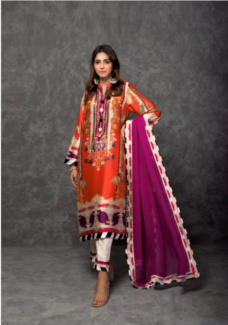 Pakistani Designer Wear I-LACE Women's 3pc Suit Set Shalwar Kameez ...