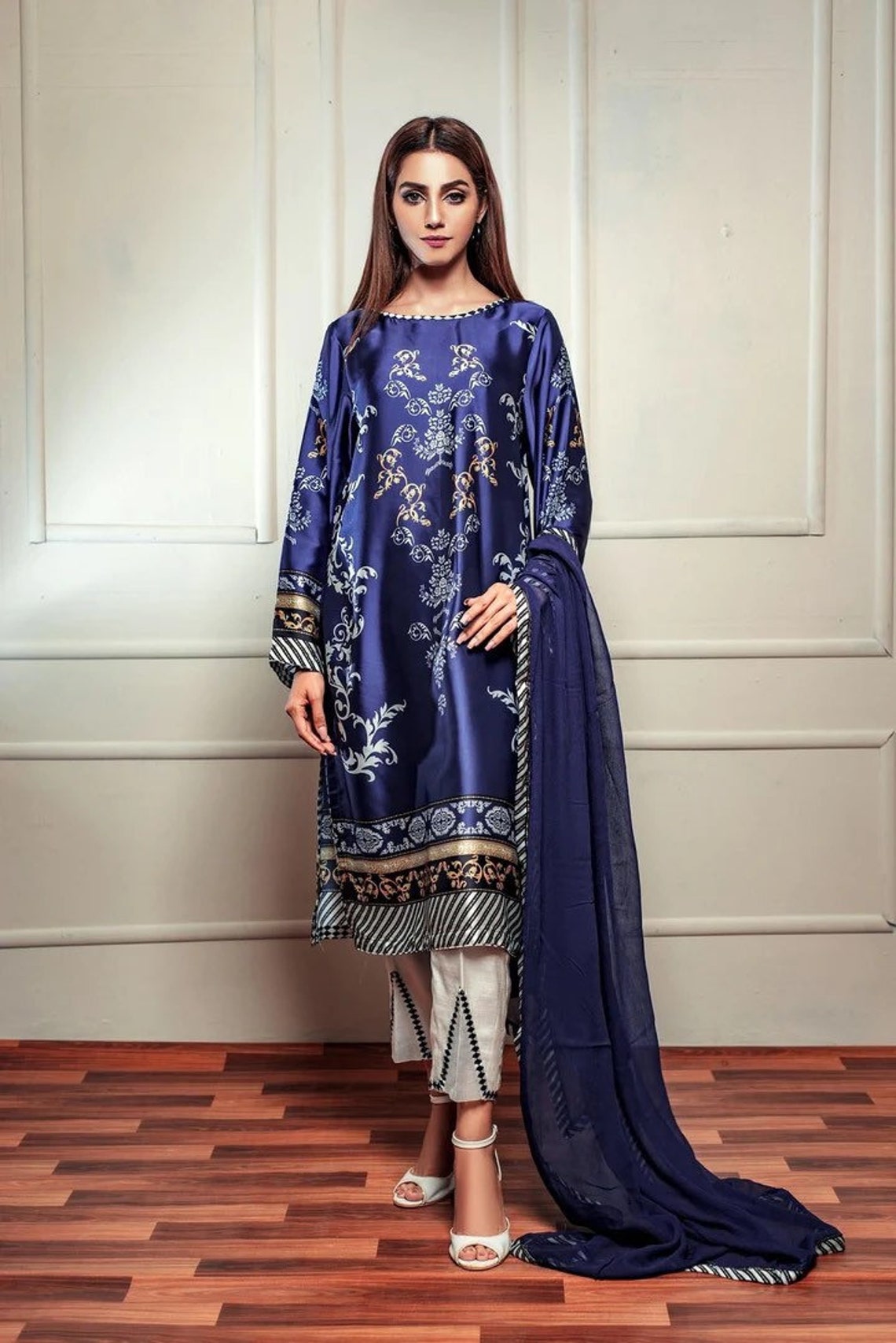 Pakistani Designer Wear I-LACE Women's 3pc Suit Set Shalwar Kameez ...