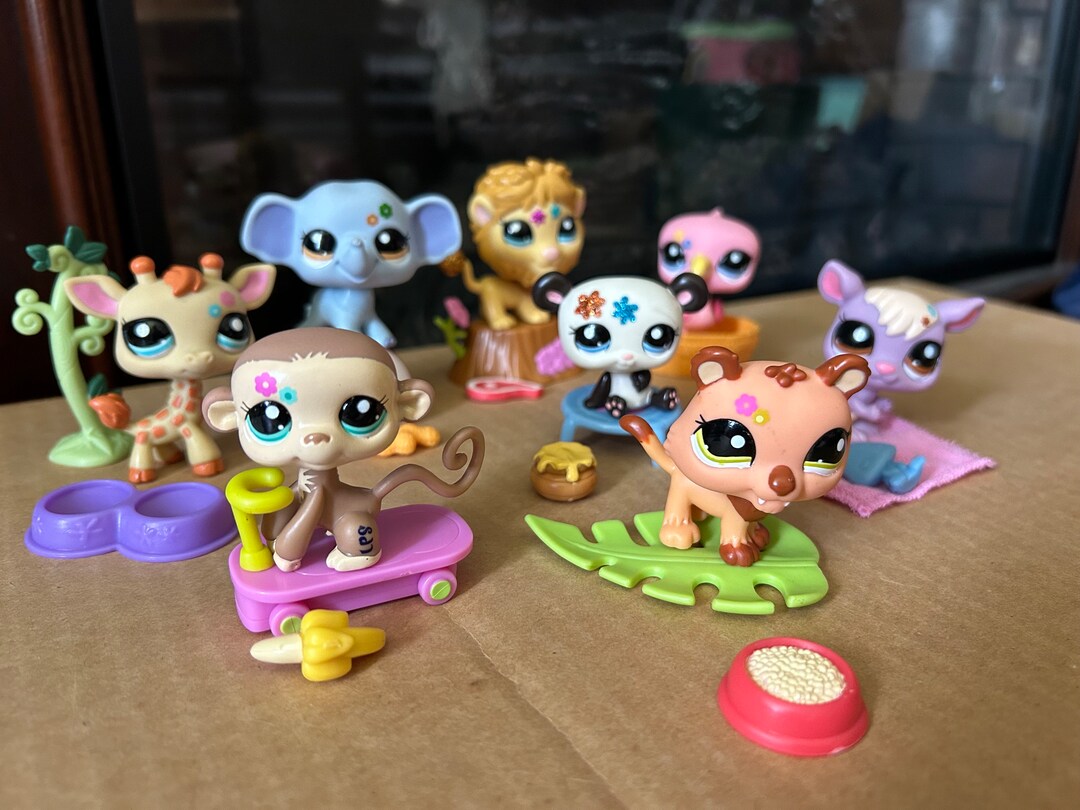 The Original “zoo Adventure Pack” - All Pets & Accessories Are Included ...