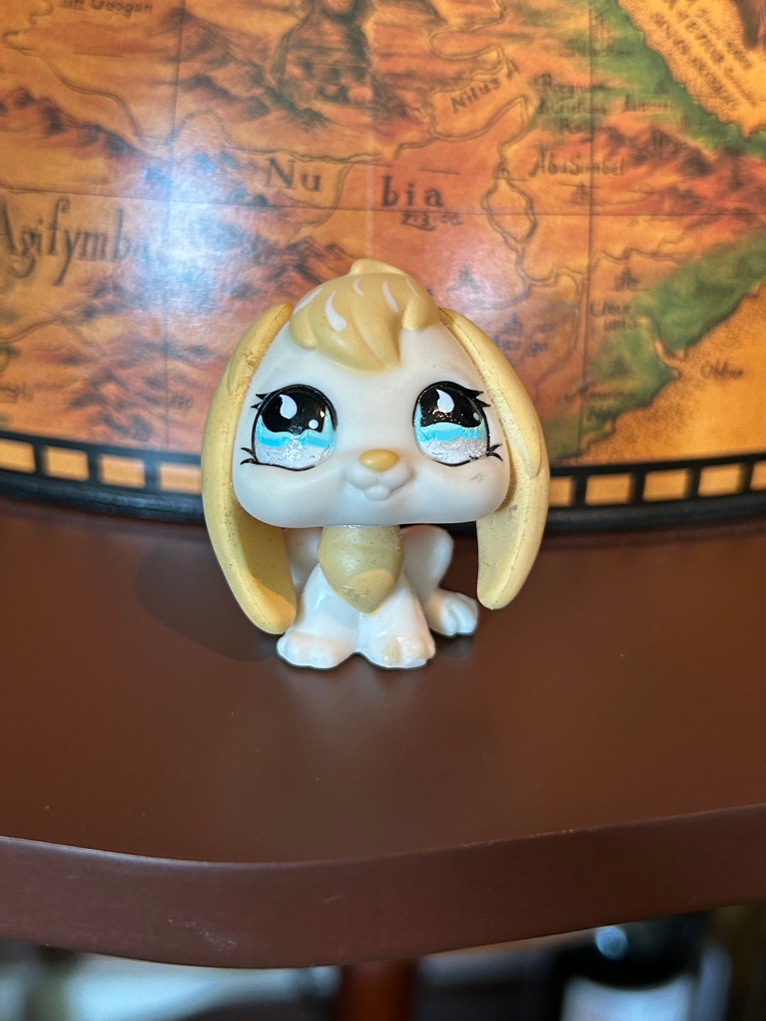 610 Yellow Rabbit Blue Eyes Bunny Gen 2 Littlest Pet Shop LPS Vintage ...