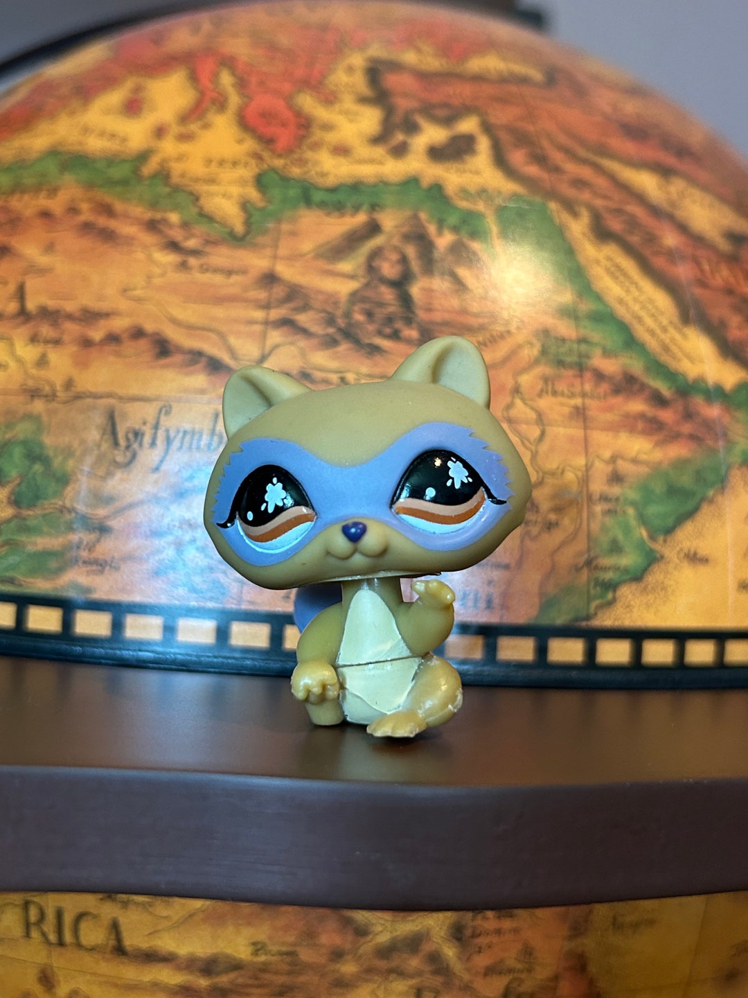 653 Raccoon Brown and Gray - Gen 2 Littlest Pet Shop - LPS Vintage - Etsy