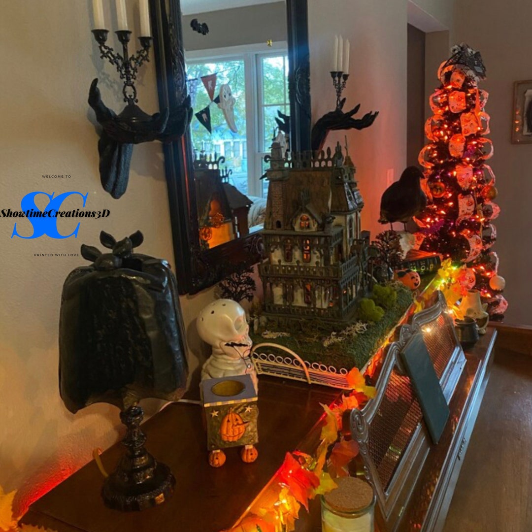 Candle Holder (1 Pair) |scary Wall Hand Creepy Reaching Horror Decor ...