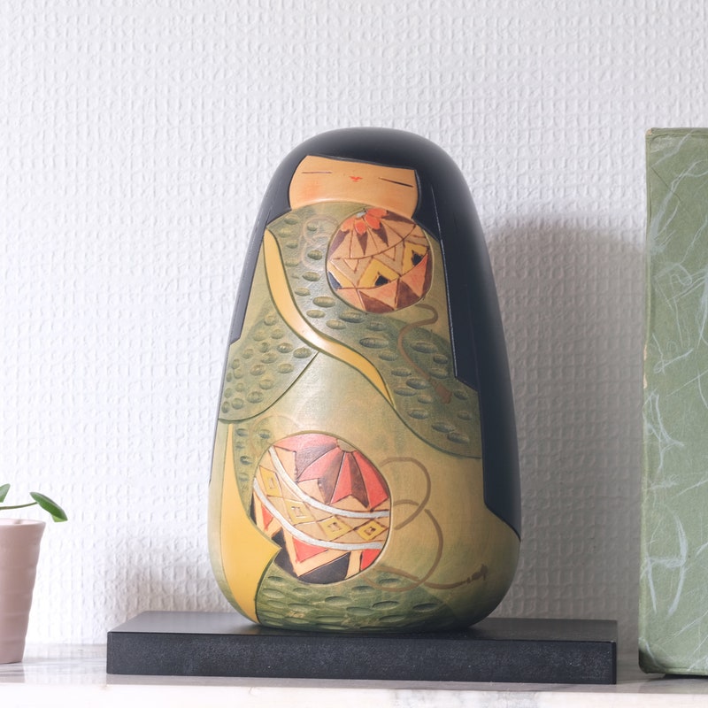 Japanese Kokeshi Box - Etsy