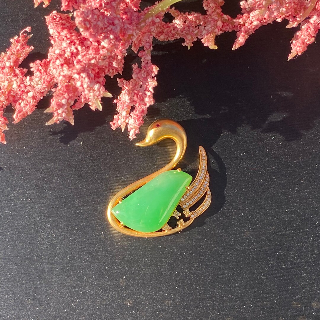Green Jade Swan Pendant, Natural Grade A Burmese Jadeite, 18K Gold ...