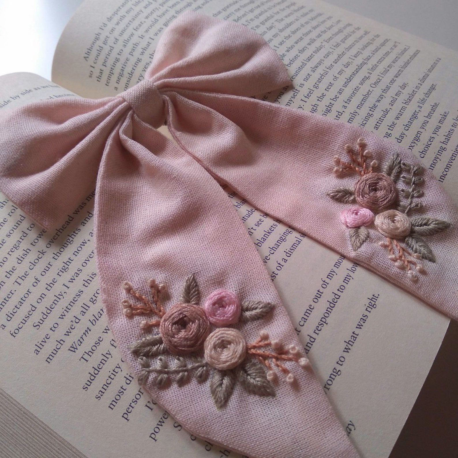 Embroidered Hair Bow, Linen Hair Bow, Hair Accessories, Hand ...